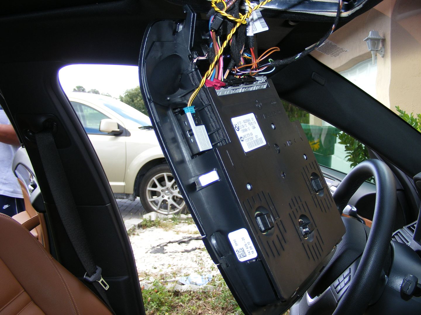 Notes on a 2011 X6 Nav/Rear View Camera and Bluetooth retrofit