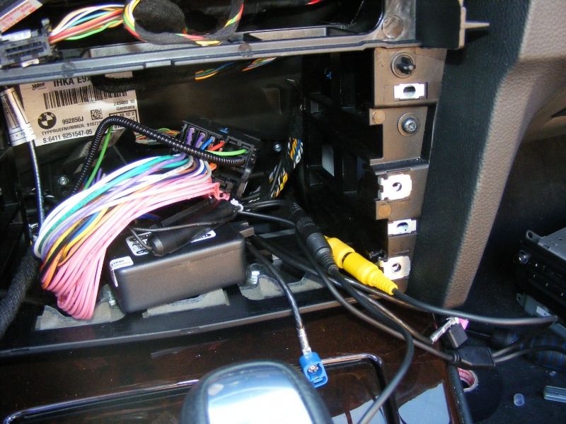 Notes on a 2011 335i Convertible OEM-look rear view camera install ...