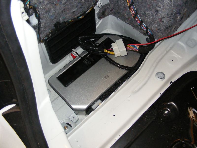 Notes on a 2011 335d with HiFi and a PnP MS-8/center speaker install